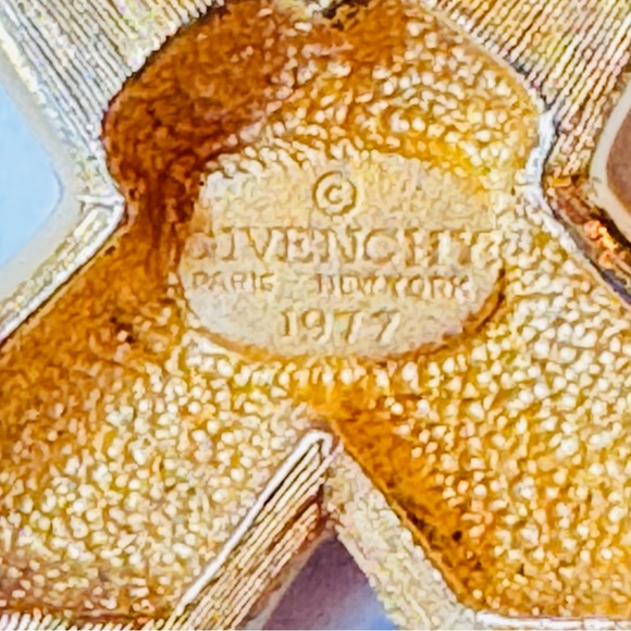 Givenchy | Jewelry | Givenchy 977 Necklace Resin Amber Tortoise Shell ...